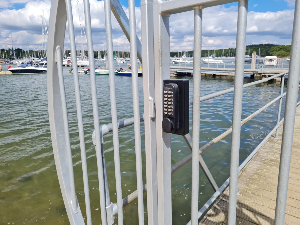 Gate hardware for marinas and yacht clubs | Signet Locks
