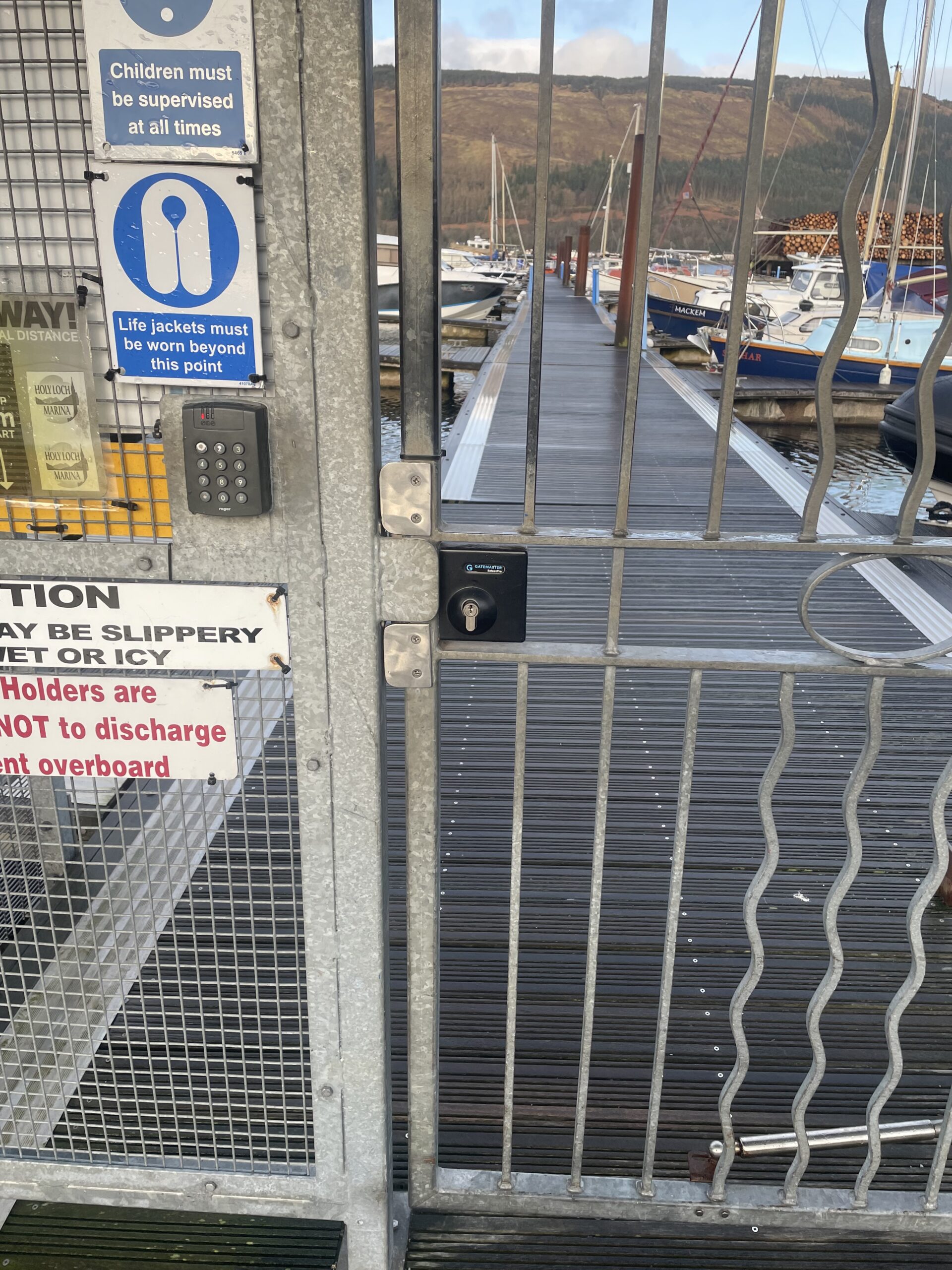 Case study: Digital lock for marina gates | Signet Locks