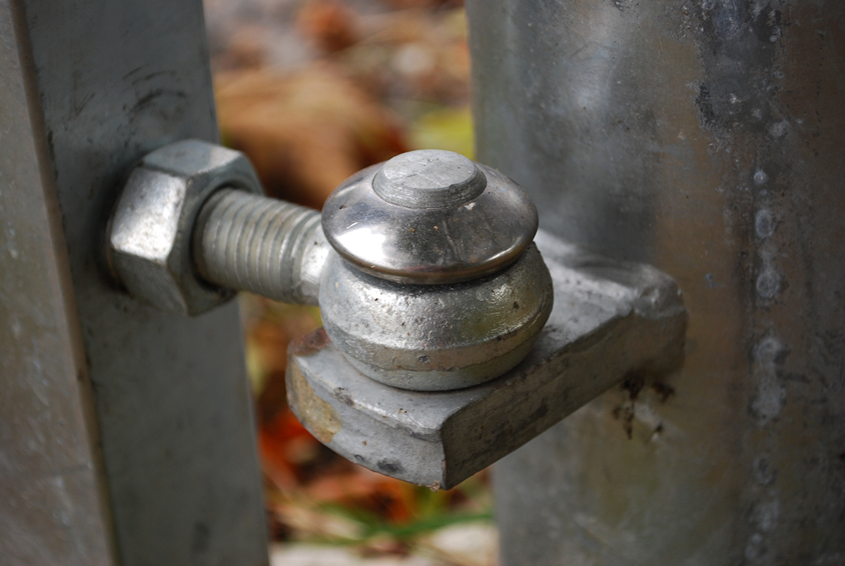 5 ways to make your garden gate more secure | Signet Locks